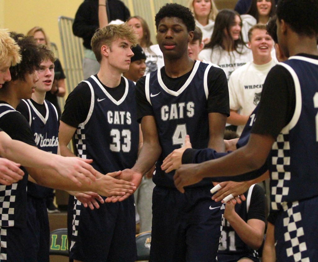 Slideshow: West Linn-Wilsonville Boys Basketball | Wilsonville Spokesman